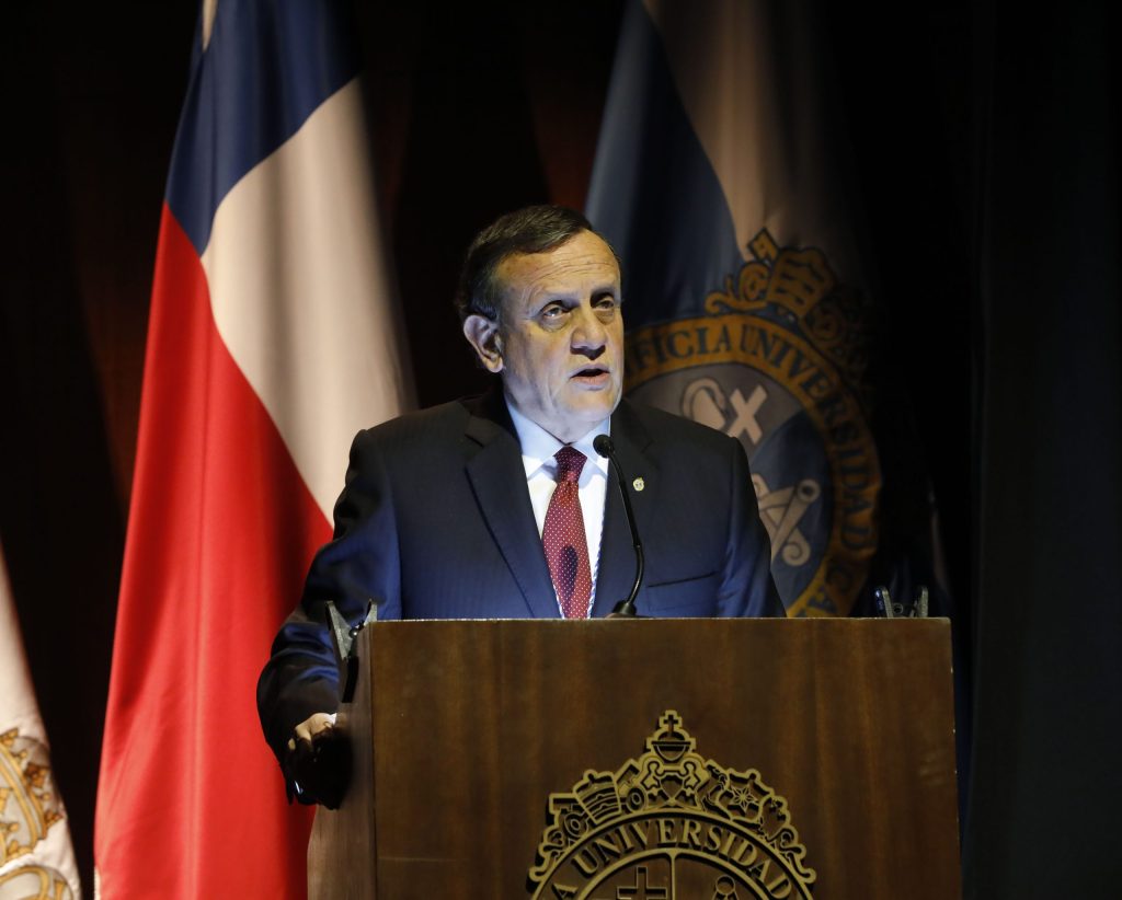 Rector Sánchez destaca importancia del Endowment UC en Día del Sagrado ...